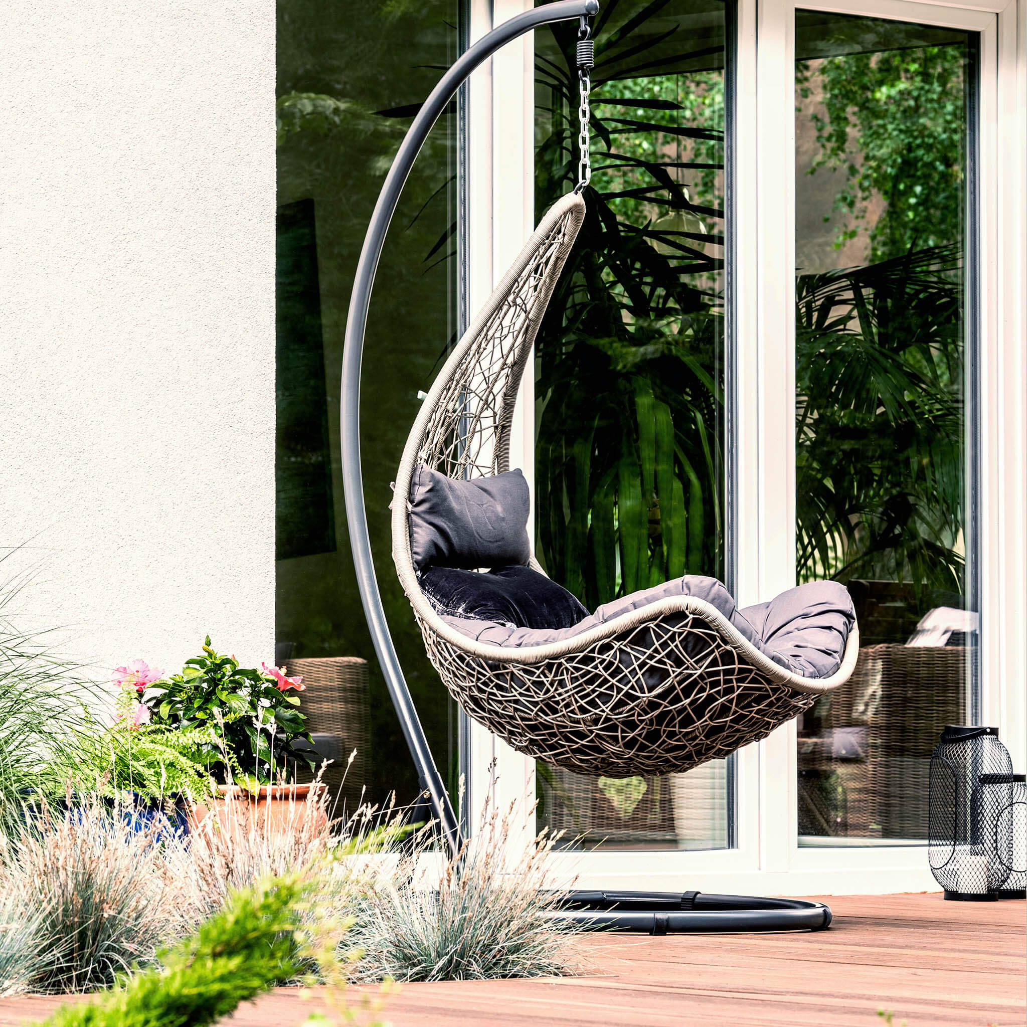 JACKALYN - sedia sospesa da giardino - Milani Home | Arredamento casa e ...